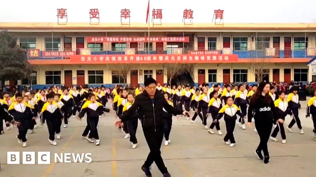 'Shuffle' dance taught to Chinese children to keep them fit - BBC News