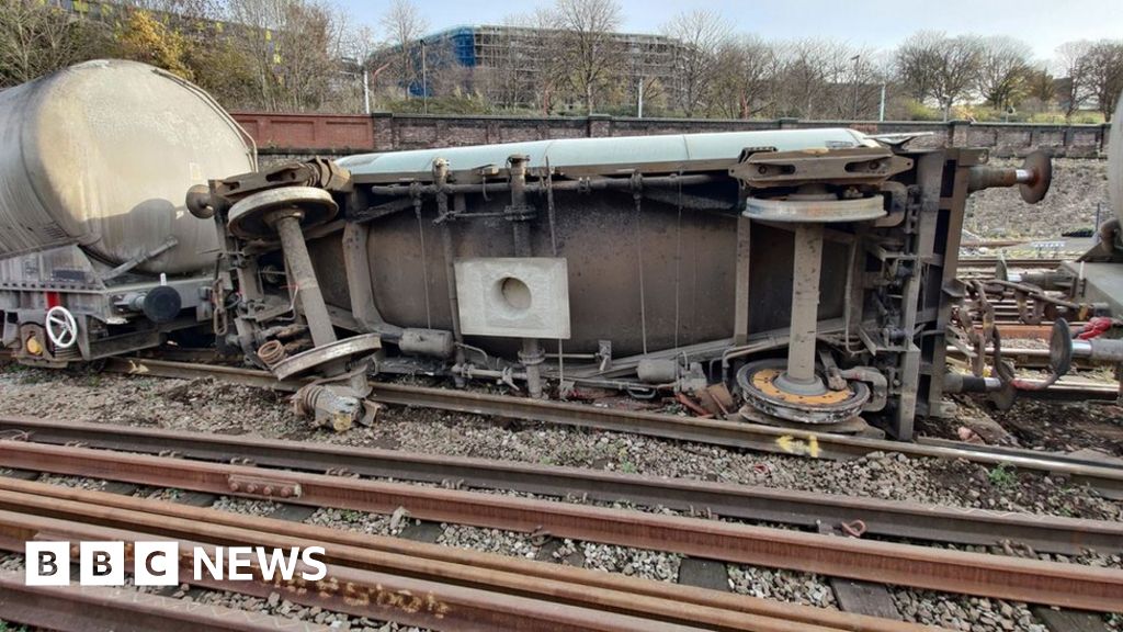 Sheffield train derailment blamed on broken track screws
