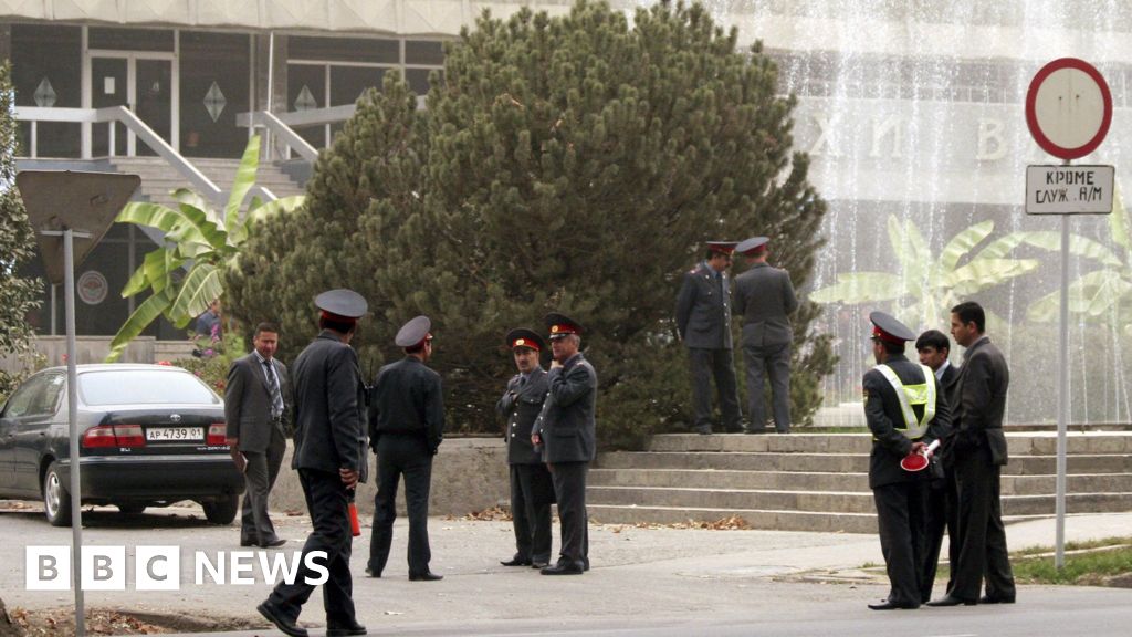 Tajikistan clashes leave 22 dead - BBC News
