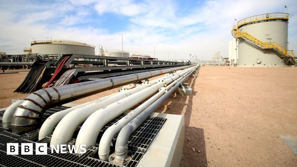 Oil price jumps after US strike on Syria - BBC News