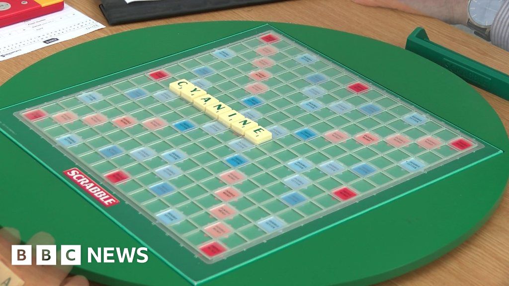 Scrabble players unite in Nottingham for championships - BBC News