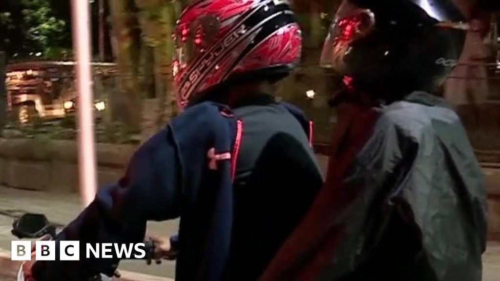 Inside Manila's drug war: Female assassin's story - BBC News