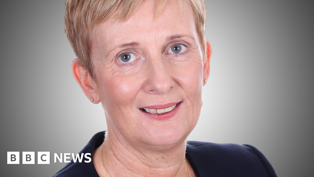 Welsh NHS: Health board boss to be next interim chief - BBC News