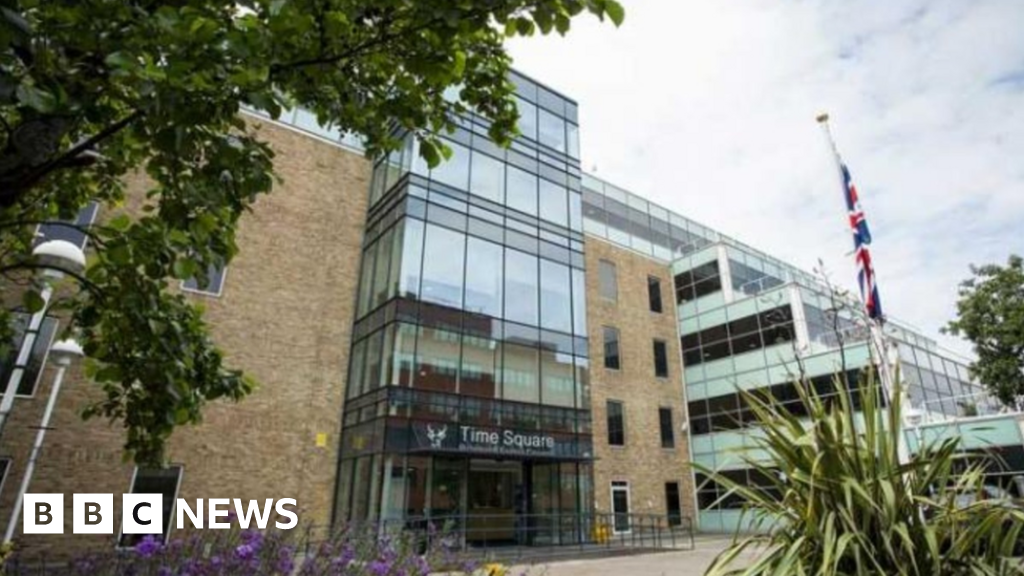 Berkshire family owed £3k by council over SEND failures - BBC News