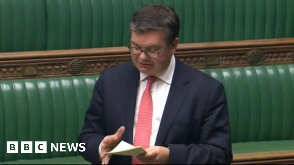 Milton Keynes MP bids to win child abuse compensation - BBC News