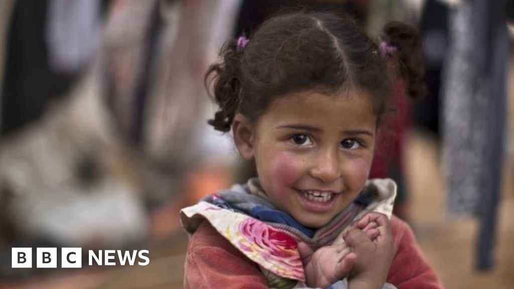 Syria crisis: Leaders gather for London donor conference - BBC News