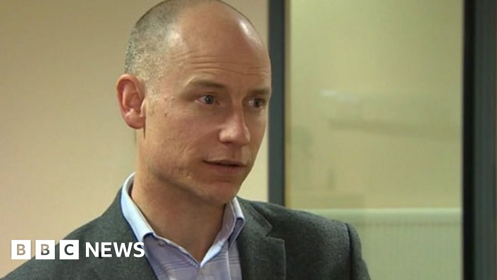 Tata Steel 'needs to back Port Talbot' at India talks - BBC News