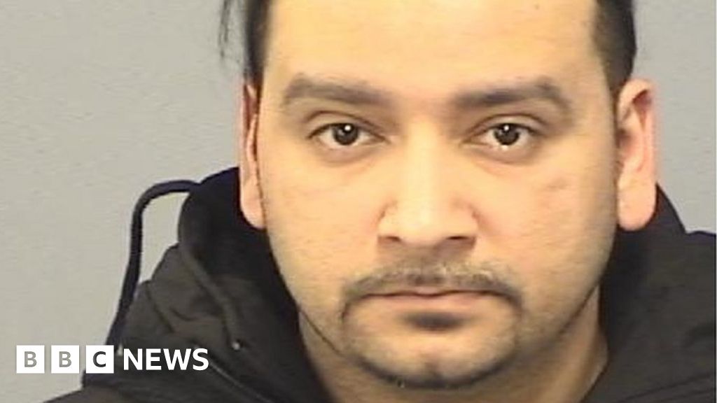 Hampshire minicab driver jailed for raping passenger