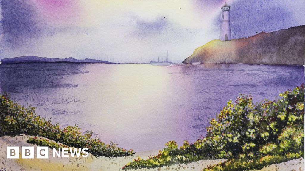 The Wolverhampton people using art to beat addiction - BBC News