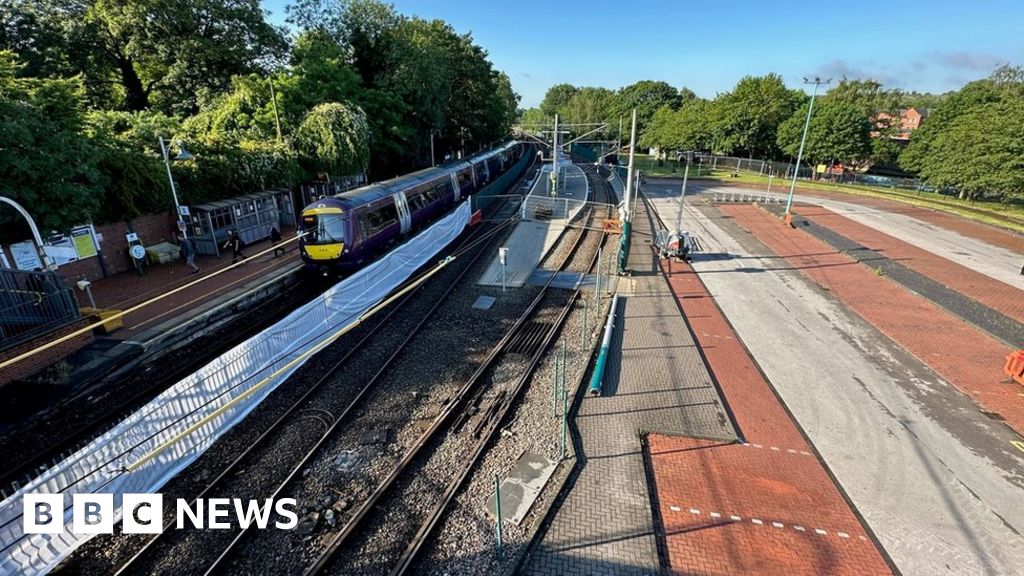 Anger at continuing travel disruption in Nottingham after tram crash ...