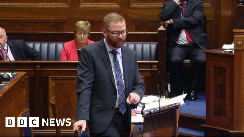 Simon Hamilton must resume health minister position, Janice Smyth says ...