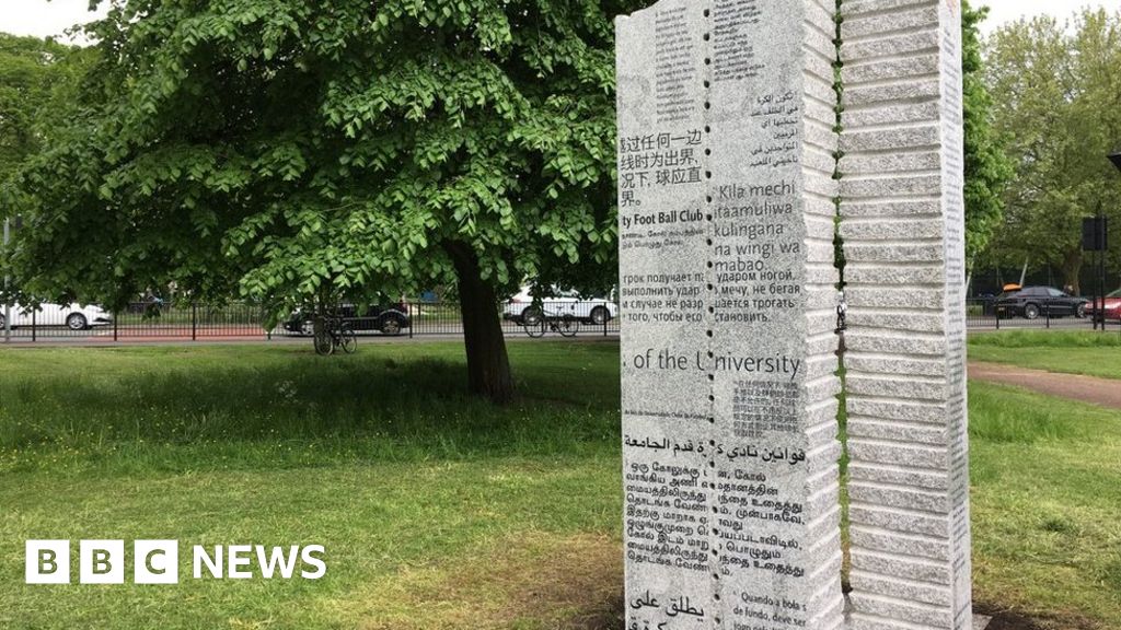 Football rules' Cambridge 'birthplace' marked by sculpture