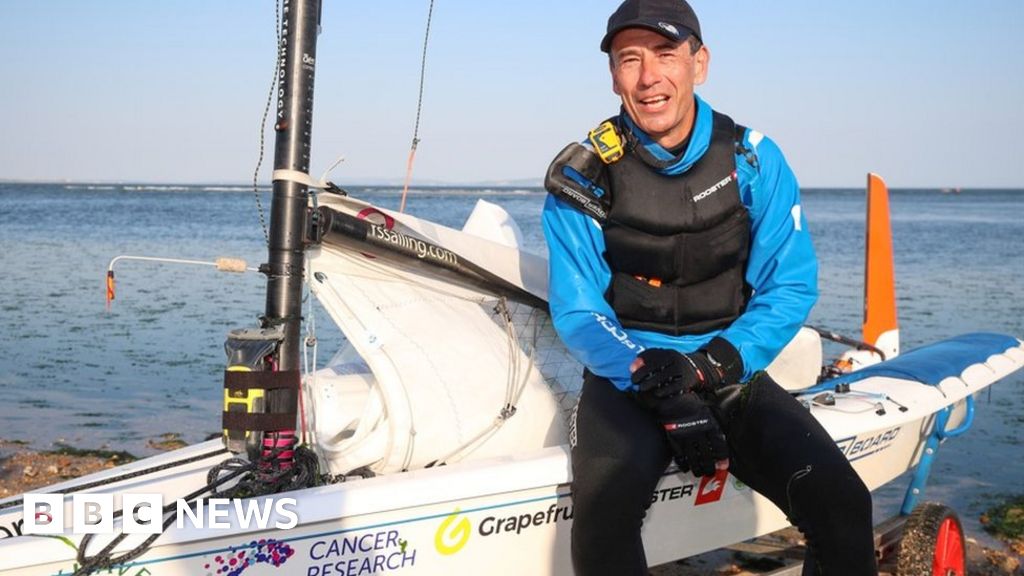 Sailor finishes epic voyage around 262 islands of England and Wales - BBC News