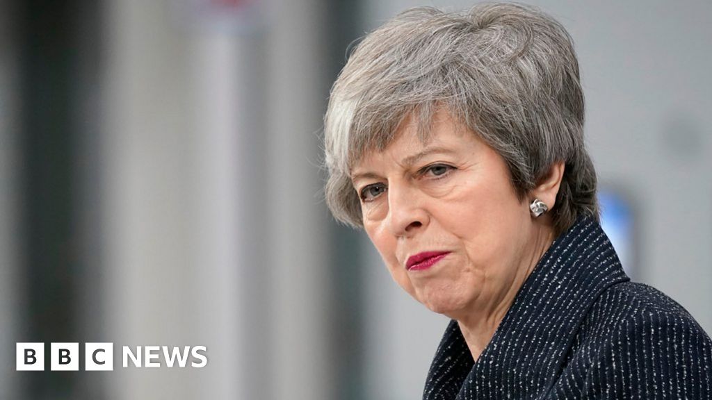 Brexit: May tells EU leaders 'now is the moment for us to act' - BBC News