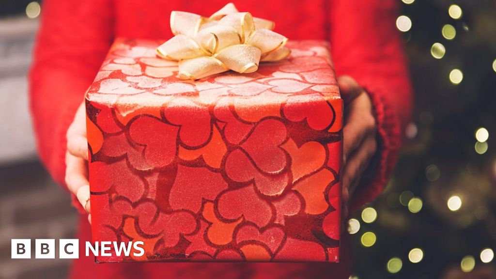 The perfect Christmas present - BBC News