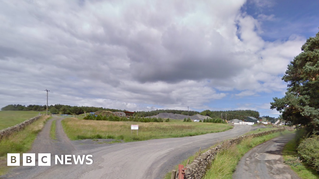 Breedon Group snaps up quarry site near Kelso - BBC News