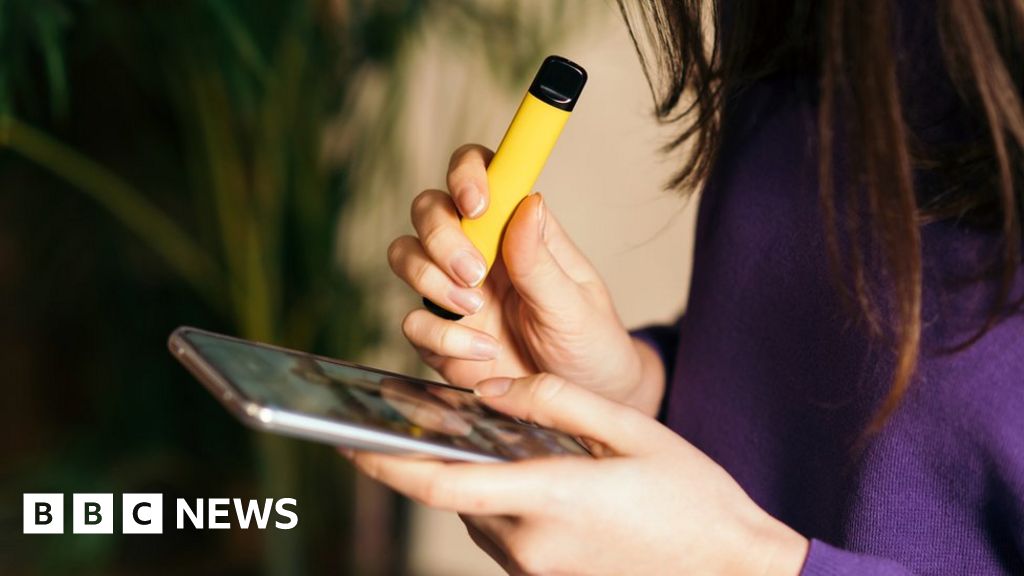 Illegal vapes seized in Newbury and Hungerford by trading standards