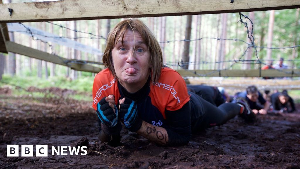 Mud crawl: Pictures from Beast Race at Loch Ness - BBC News