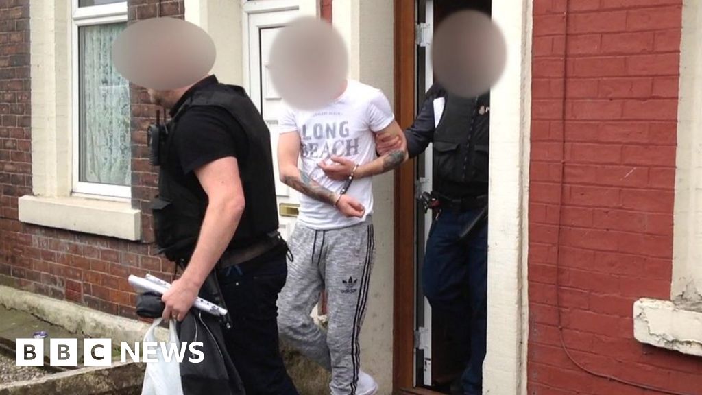 Eight held in Lancashire, Gateshead and Evesham trafficking raids - BBC ...