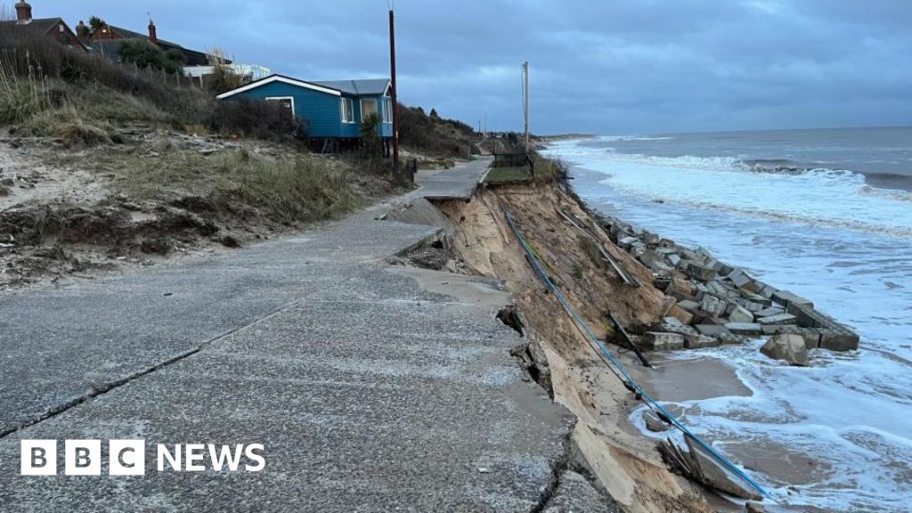 Hemsby: Labour promises changes to defences funding formula - BBC News