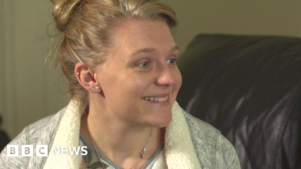 Jordanne Whiley: 'Disney songs help me play better' - BBC News