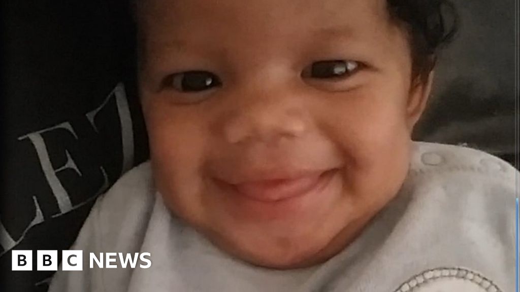 Ah'Kiell Walker trial: Father guilty of manslaughter - BBC News