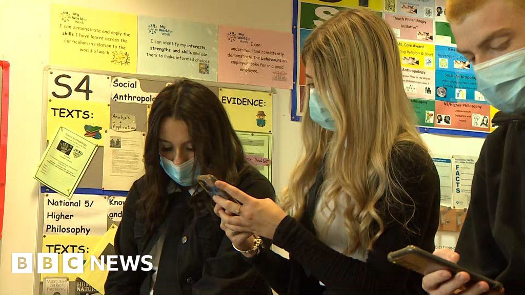 How have Scottish pupils found their results grading? - BBC News