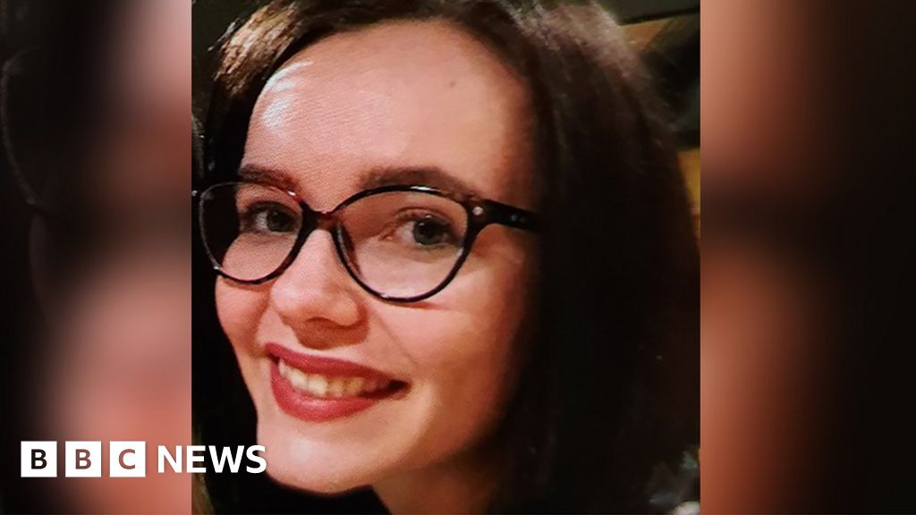 Emily Hope search: Body found in River Clyde - BBC News