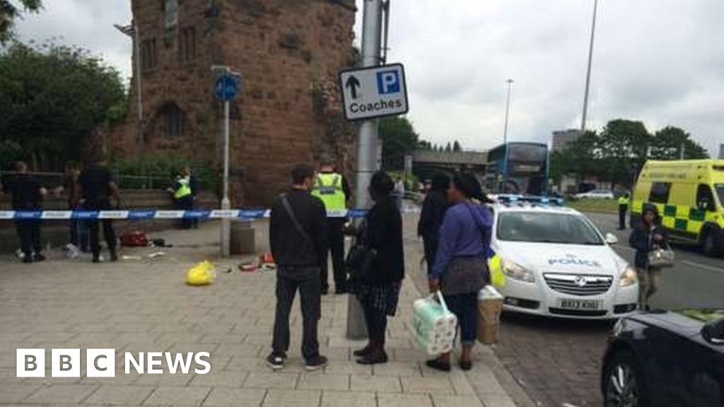 Man dies after suspected robbery in Coventry - BBC News