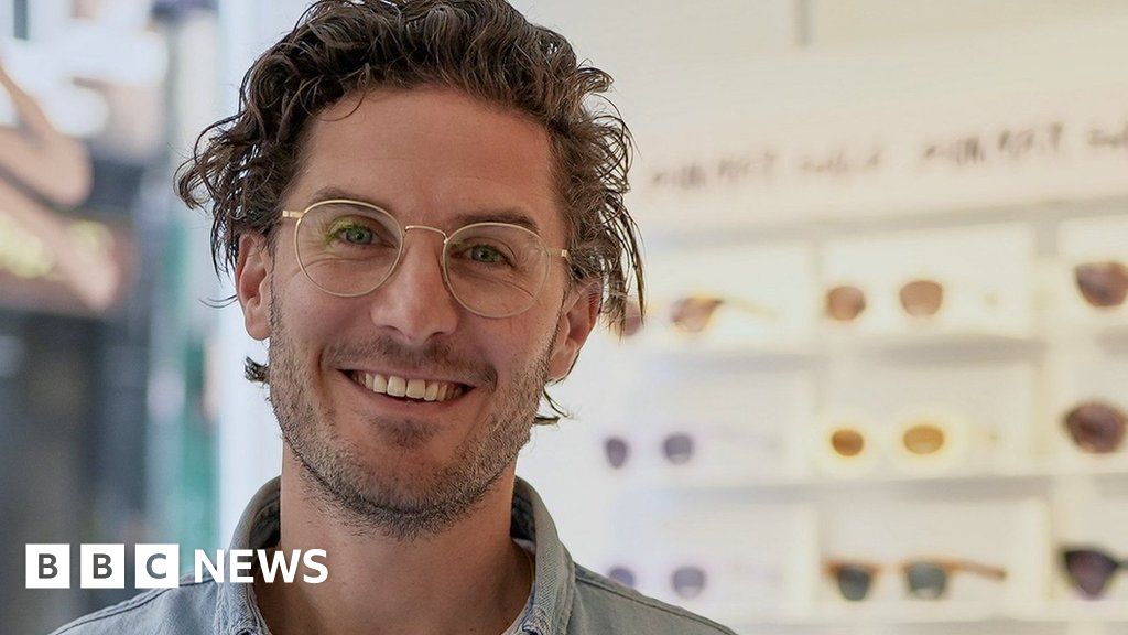 CEO Secrets: ‘Be honest when you mess up’ - BBC News