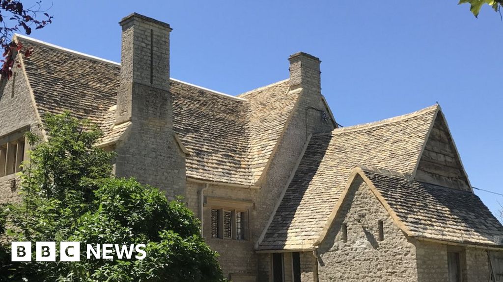 Kelmscott William Morris hall roof restoration complete - BBC News