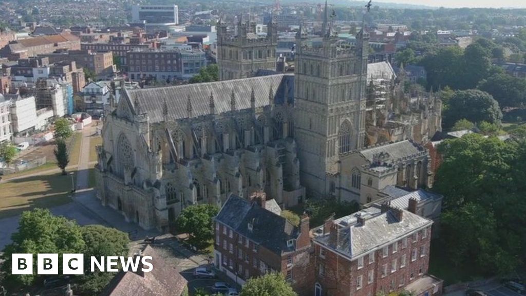 Exeter Cathedral Roman remains unearthed by archaeologists