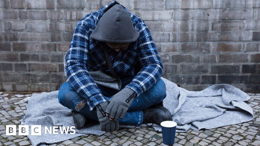 Homeless deaths rise driven by 'drug poisoning' - BBC News