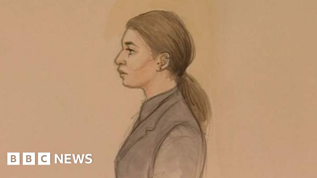 Nottingham Trent student not guilty of racial harassment - BBC News