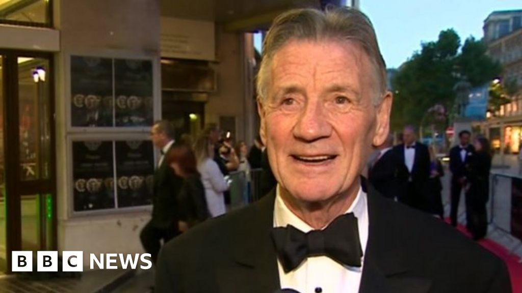 Terry Jones' Bafta Cymru award 'hugely deserved', says Palin - BBC News