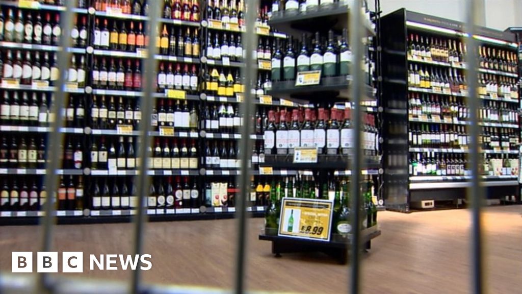 Court rules in favour of minimum unit price for alcohol - BBC News
