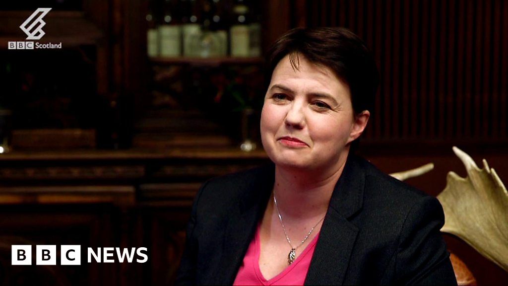How Gary: Tank Commander inspires Ruth Davidson - BBC News