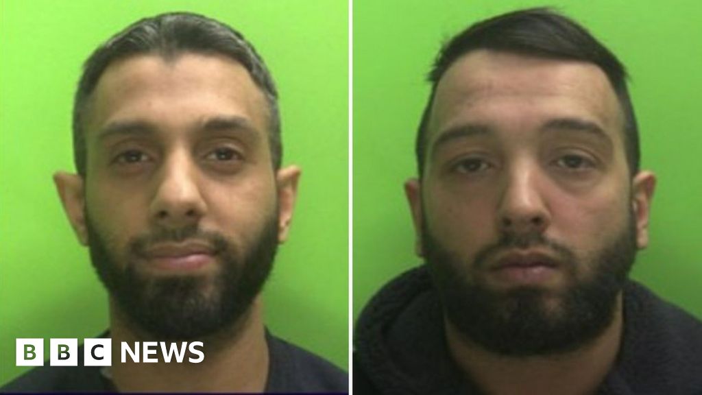 Nottingham drugs gang jailed for dealing to young people