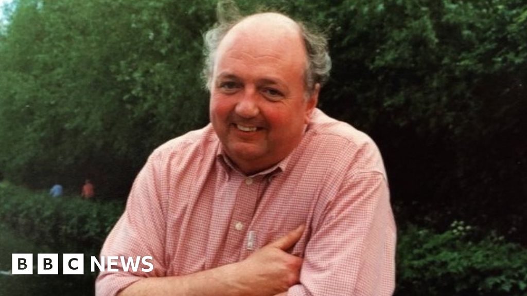 Art teacher Clive Hally killed himself after assault arrest, inquest ...