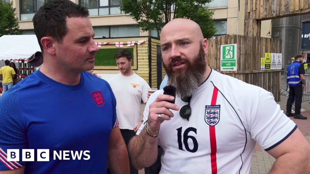 Euros football fans in Newcastle have their say on election - BBC News