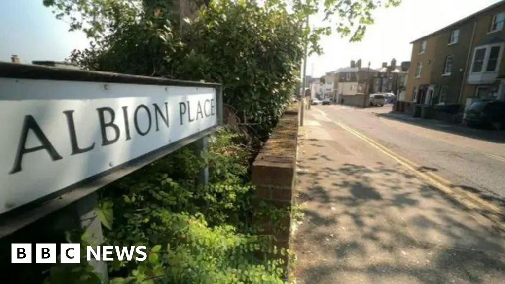 Kent: 'I will never forget colleague's cry of anguish' - BBC News