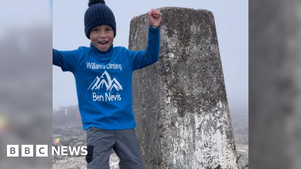 Wakefield boy summits Ben Nevis in memory of Everest climber - BBC News