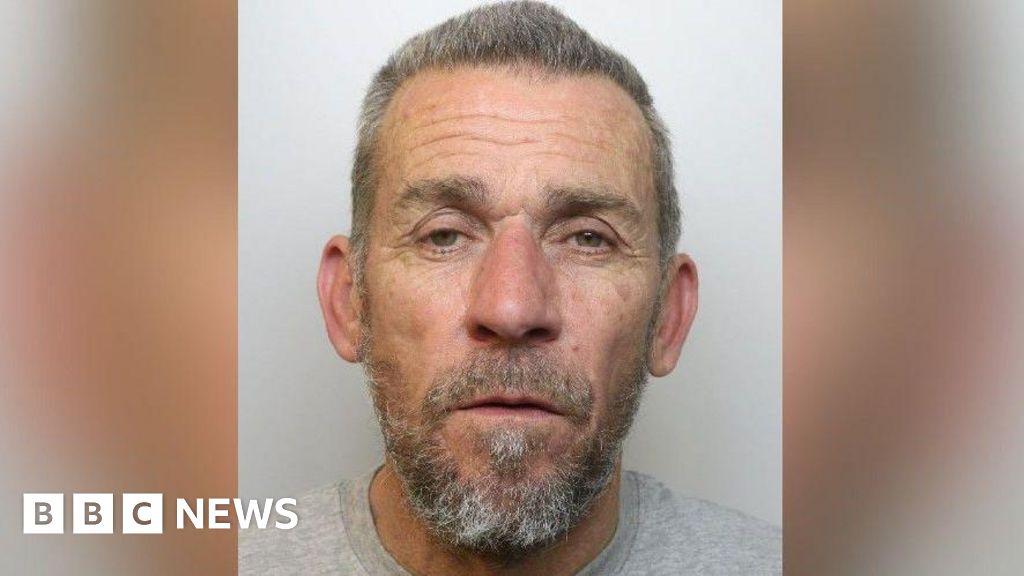 Bristol man convicted of manslaughter over death of Paul Carter - BBC News