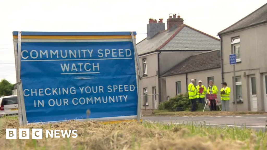 Axminster police want more Community Speed Watch volunteers