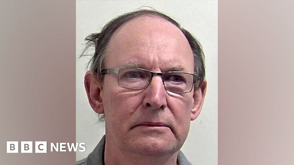 David Fuller: Relatives make more than 200 morgue abuse claims - BBC News