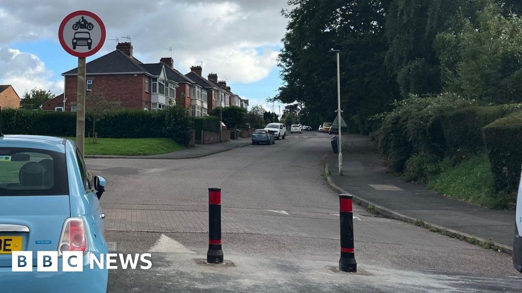 Exeter's controversial traffic barriers to be removed