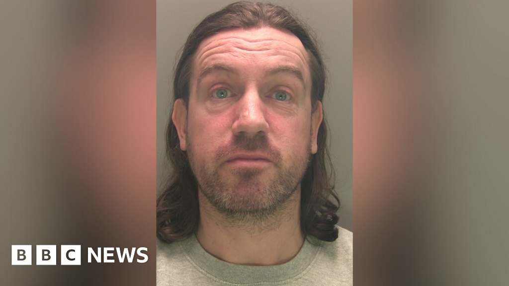 Spalding man jailed for sexually abusing two children