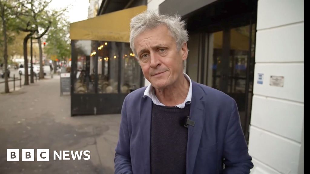 Ten years on: How the Bataclan attack unfolded - BBC News