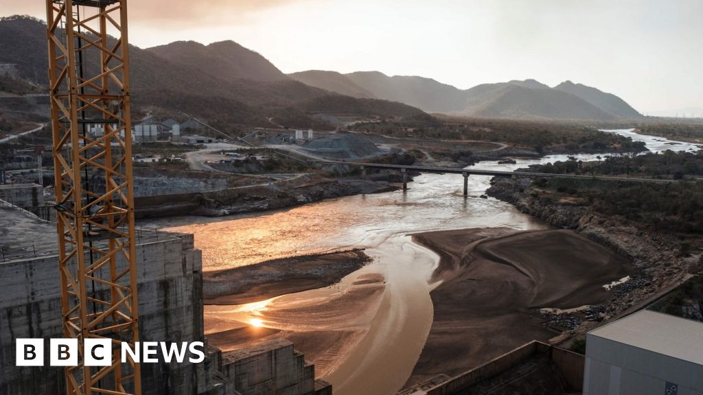 Nile dam dispute: Ethiopia, Egypt and Sudan agree to resume talks - BBC ...
