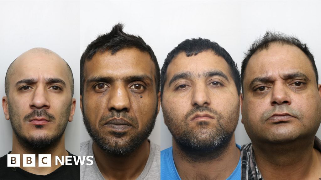 Huddersfield grooming: 'Predatory men' jailed for rape